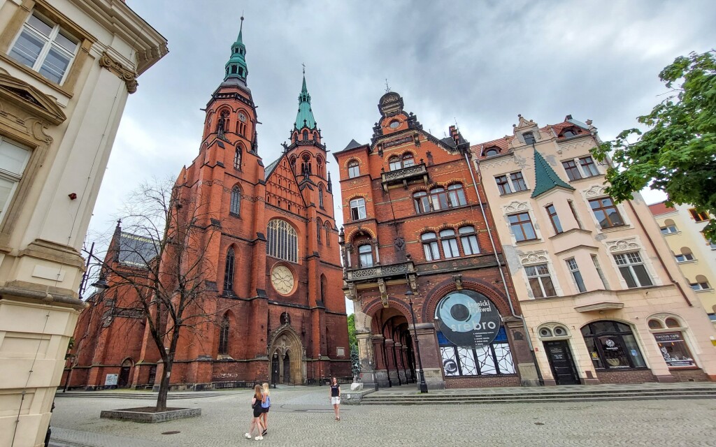 Polsko: Lehnice luxusně s bazénem a saunami | TRAVELKING